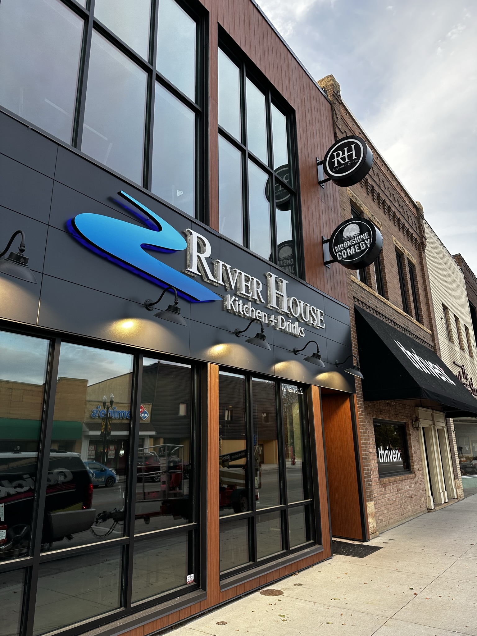 Indoor & Outdoor Signs | Quick Signs of Willmar